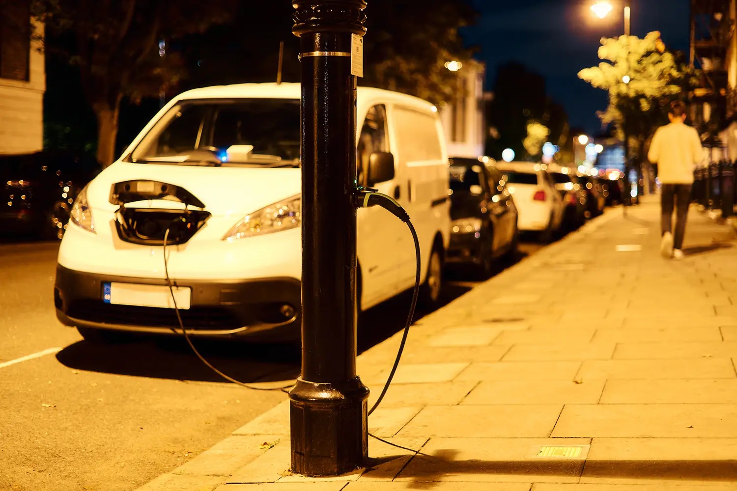 Ubitricity to deploy 160 on-street EV charge points in UK borough ...